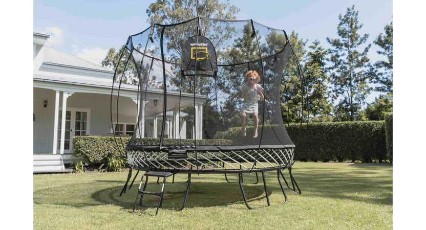 4 Best Medium Trampolines to Buy This Year (Picked By Experts)
